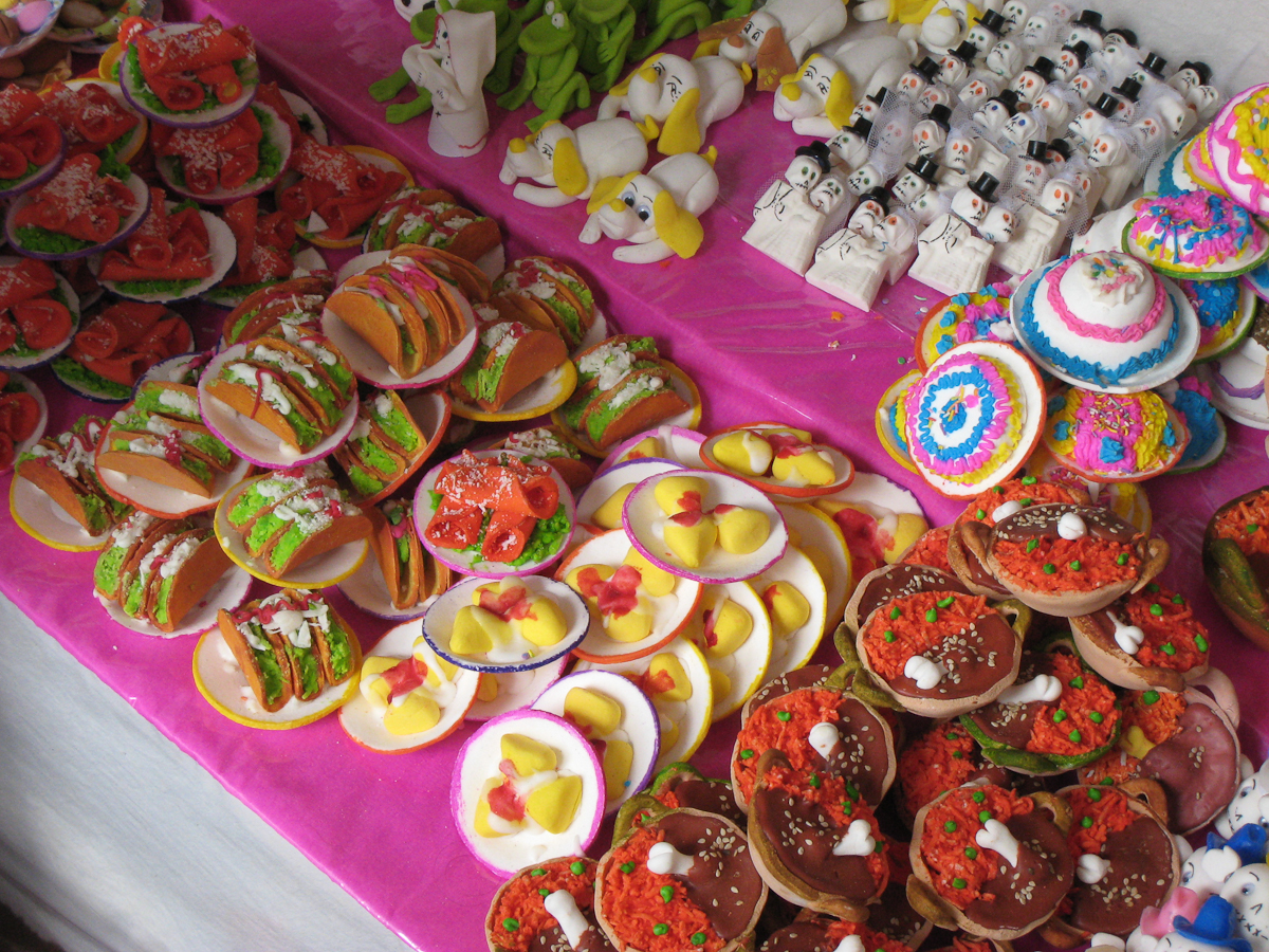 Traveling in Mexico: Central Mexico in the Colonial Core